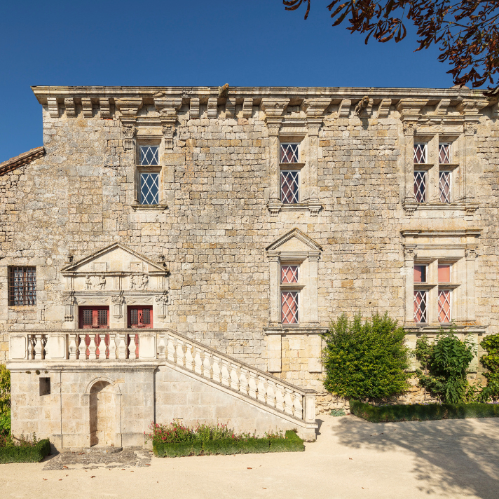 Surprising Renaissance decor